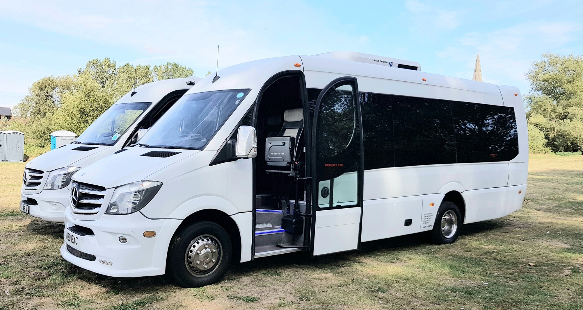 Exploring the Convenience and Benefits of Minibus Hire with Driver ...